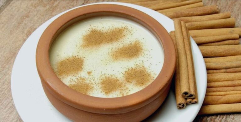 Εύκολη κρέμα με σιμιγδάλι, έτοιμη σε λίγα λεπτά - Media