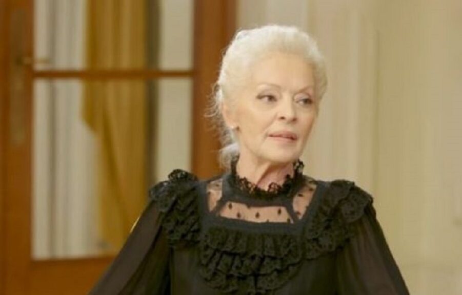 Πανθέοι: Οι πρώτες φωτογραφίες με την Μαρία Αλιφέρη στα γυρίσματα - Media